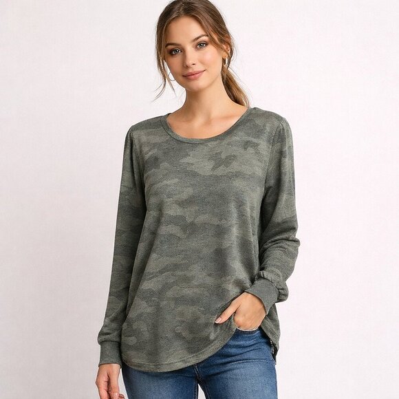 Jane and Delancey | Tops | Jane And Delancey Large Camo Super Soft Long ...